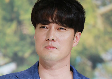 포토 숲 속의 작은 집 박신혜 활기찬 맑은 미소