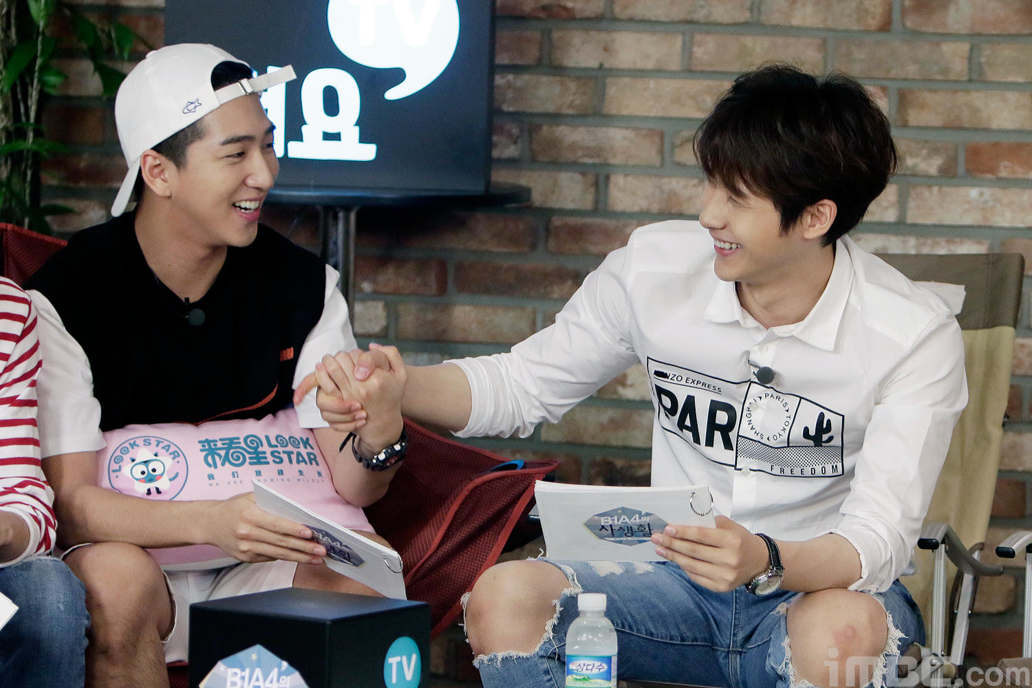 [비하인드] '해요TV-B1A4의 사생활' 이렇게 즐거운데... 왜때문에 마지막이에요? ①