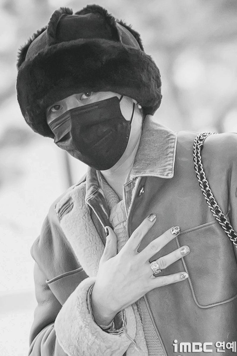 [움짤] 지드래곤, 2025 GD '인피니티 네일'