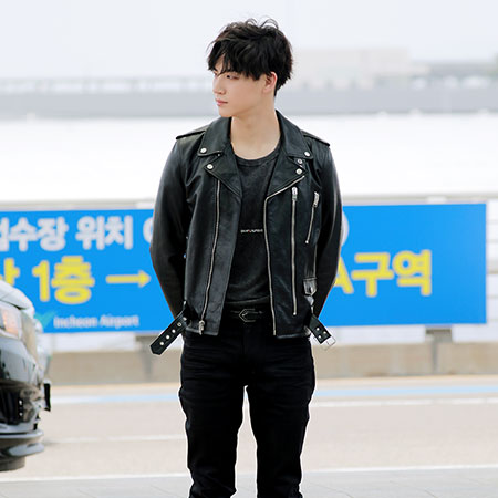[포토] 갓세븐 JB, 시크한 올블랙 출국길
