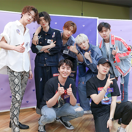 '아이돌 라디오' 2Z(투지), 묘약 같은 풀밴드 라이브… "음악으로 사람을 치유하겠다"