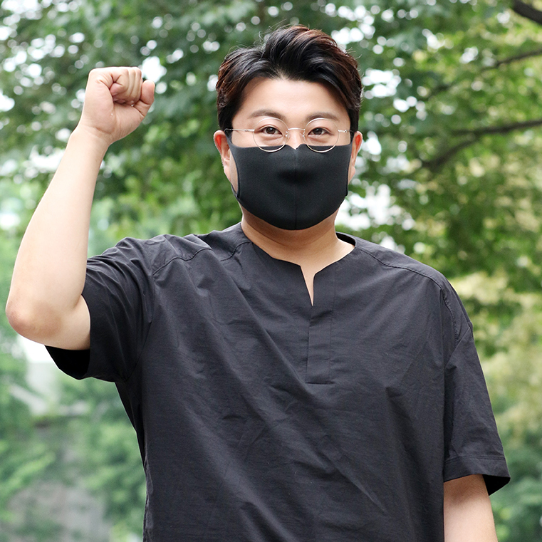 김호중 코로나19 사태 中 팬미팅 모범 사례 될까… 일시·장소 변경