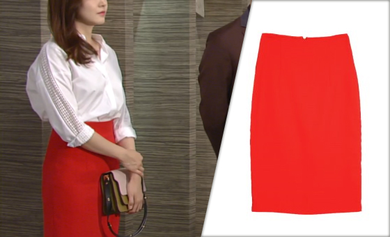 [38회_오수연] 강렬한 레드톤의 클로이 미니멀 '스커트'