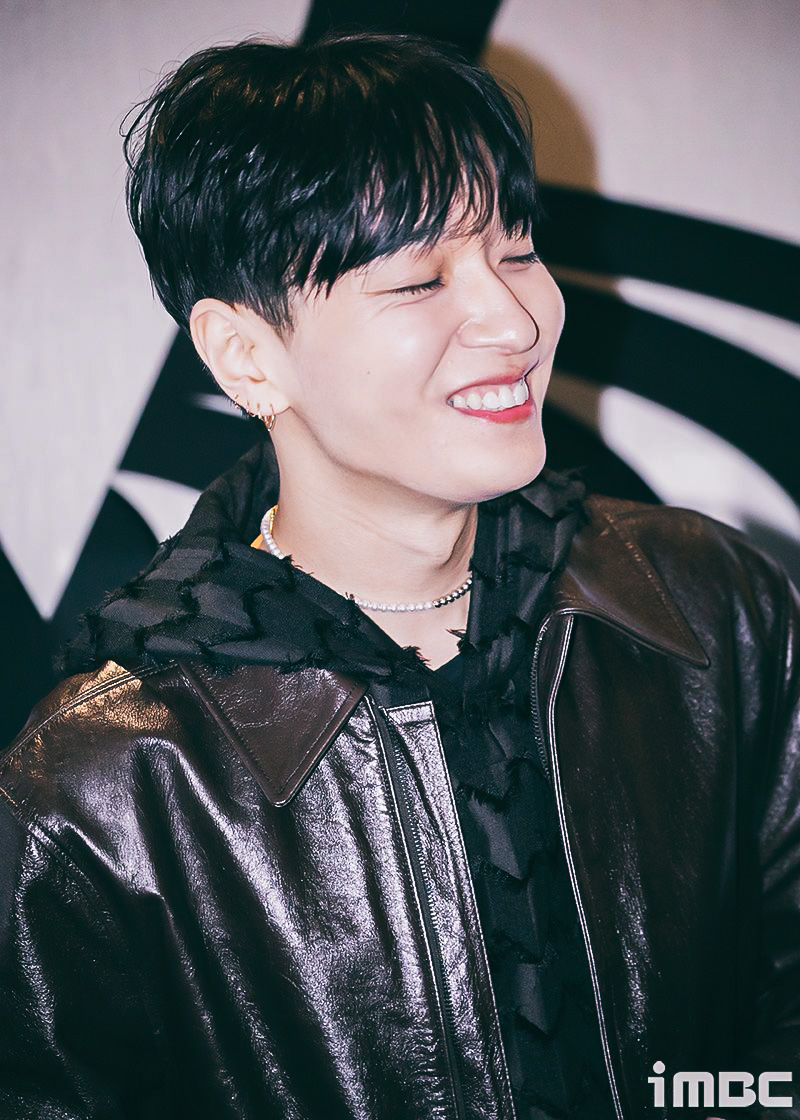 [포토] 쌈디, 섹시기석 '내 기분 마치 신라~'