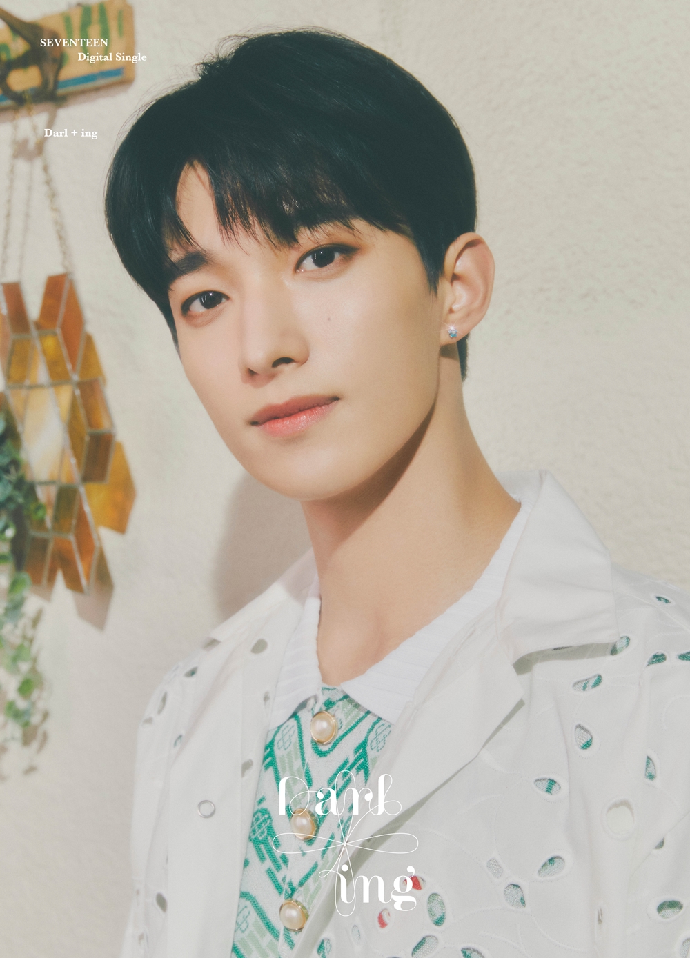 세븐틴, ‘Darl+ing’ 콘셉트 포토 공개...따뜻한 봄기운 가득