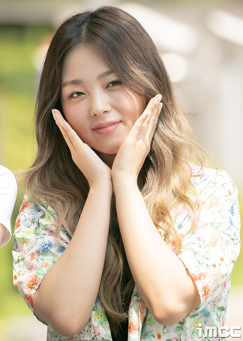 [포토] 흰 HYNN, 1급수 목소리 '가야G~'