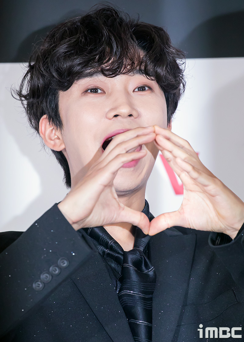 포토 임영웅 하트 버거~ 앙
