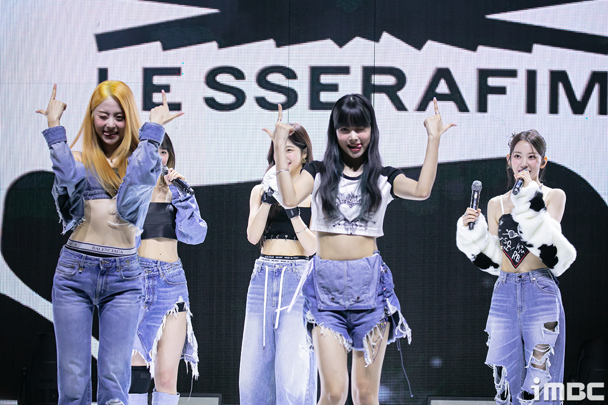 [르세라핌] 쇼케이스 사진.gisa : MLBPARK