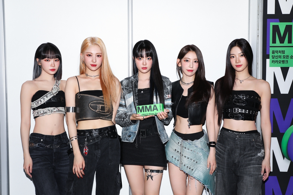 'MMA 2022' 르세라핌, '베스트 퍼포먼스'·'핫 트렌드상' 2관왕 "무대로 인정받는 게 목표"