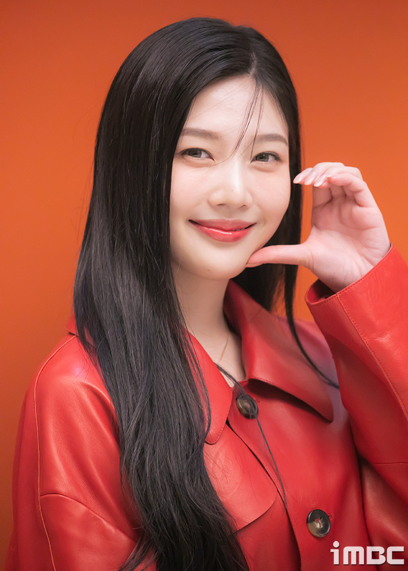 [포토] 조이, Hello~빨간맛