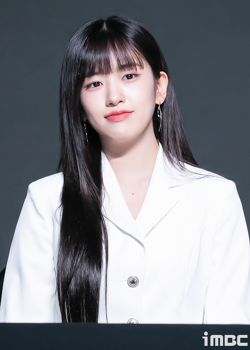 [포토] 아이브 안유진, 외향적인 내향 댕댕미