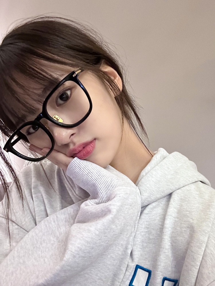 아이브 안유진, 무릎 꿇고 양심 고백…'지락실2' 막내의 순수美