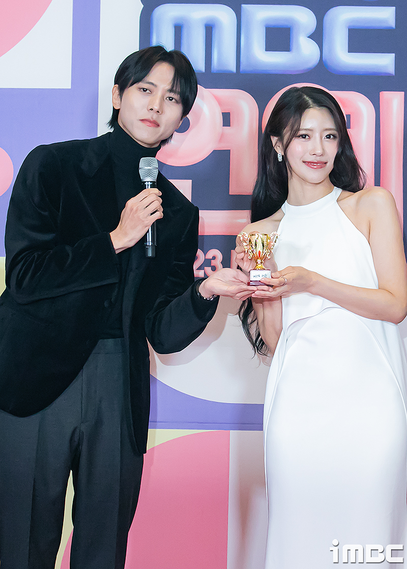 [포토] 주우재-이미주, 베스트커플상 도전