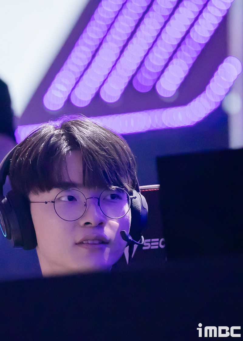 [포토] T1CON 페이커 이상혁의 섹시한 집중 눈빛