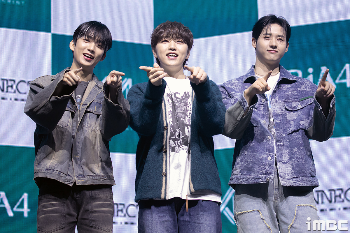 [포토] B1A4 컴백, 포인트 안무 | 기사상세 | iMBC 연예