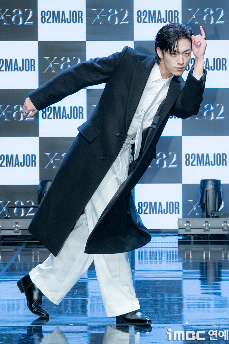 [포토] 82메이저 박석준, 팬들을 향한 스트라이크