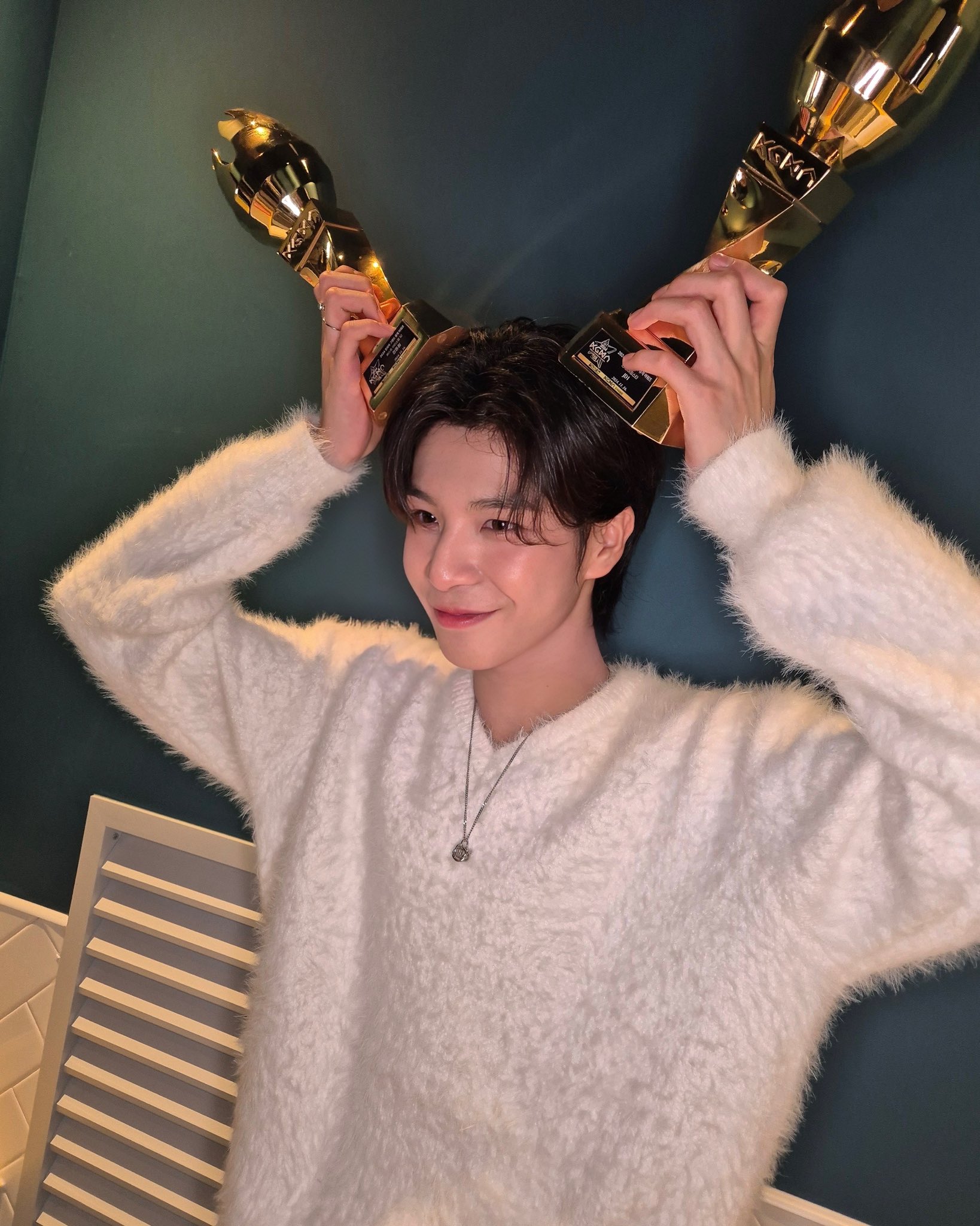 정동원, KGMA 2관왕 영예 "JD1과 정동원, 둘 다 사랑해 주셔서 감사"