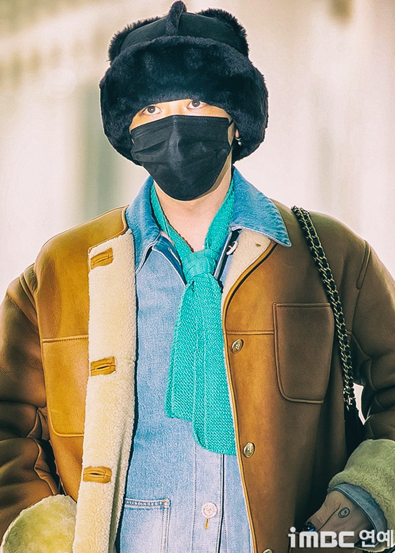 [움짤] 지드래곤, 2025 GD '인피니티 네일' | 기사상세 | iMBC 연예