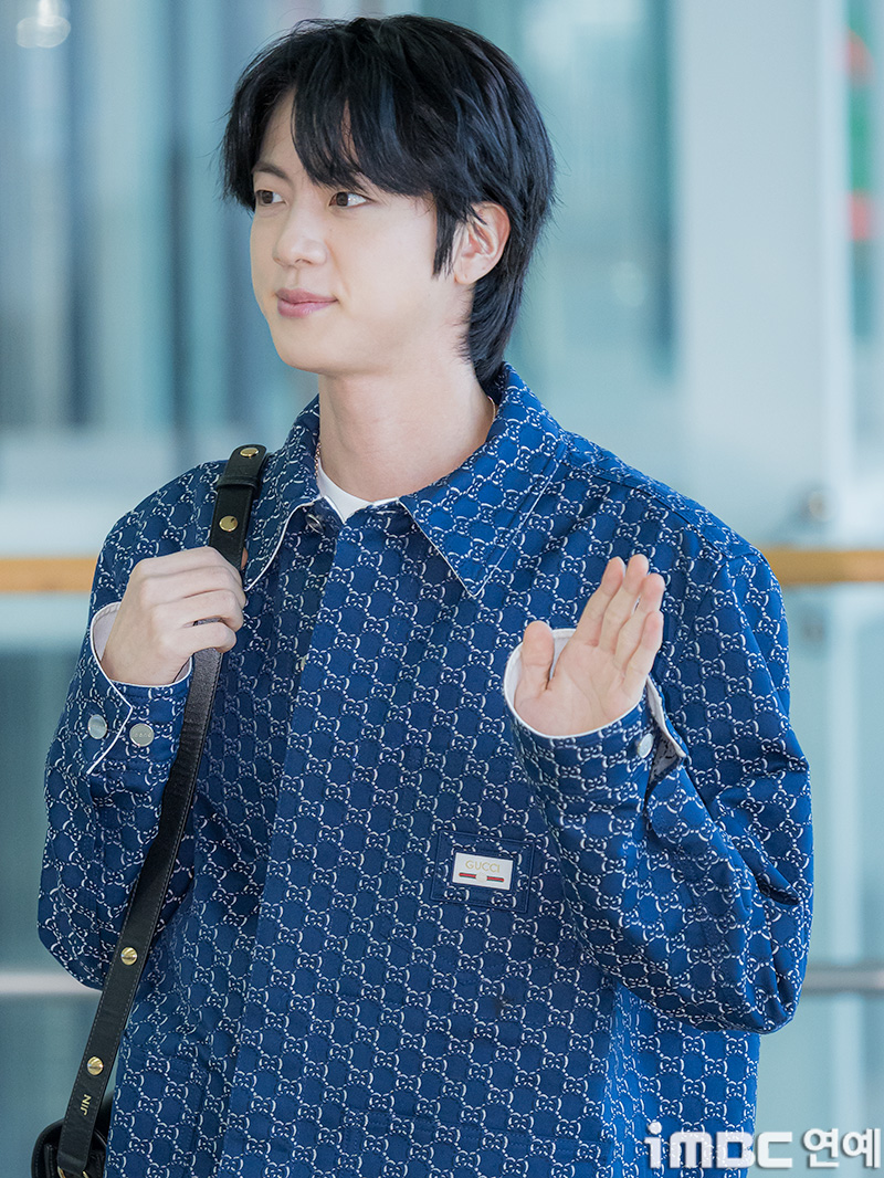 [포토] BTS 진, '손만 들어도 화보'