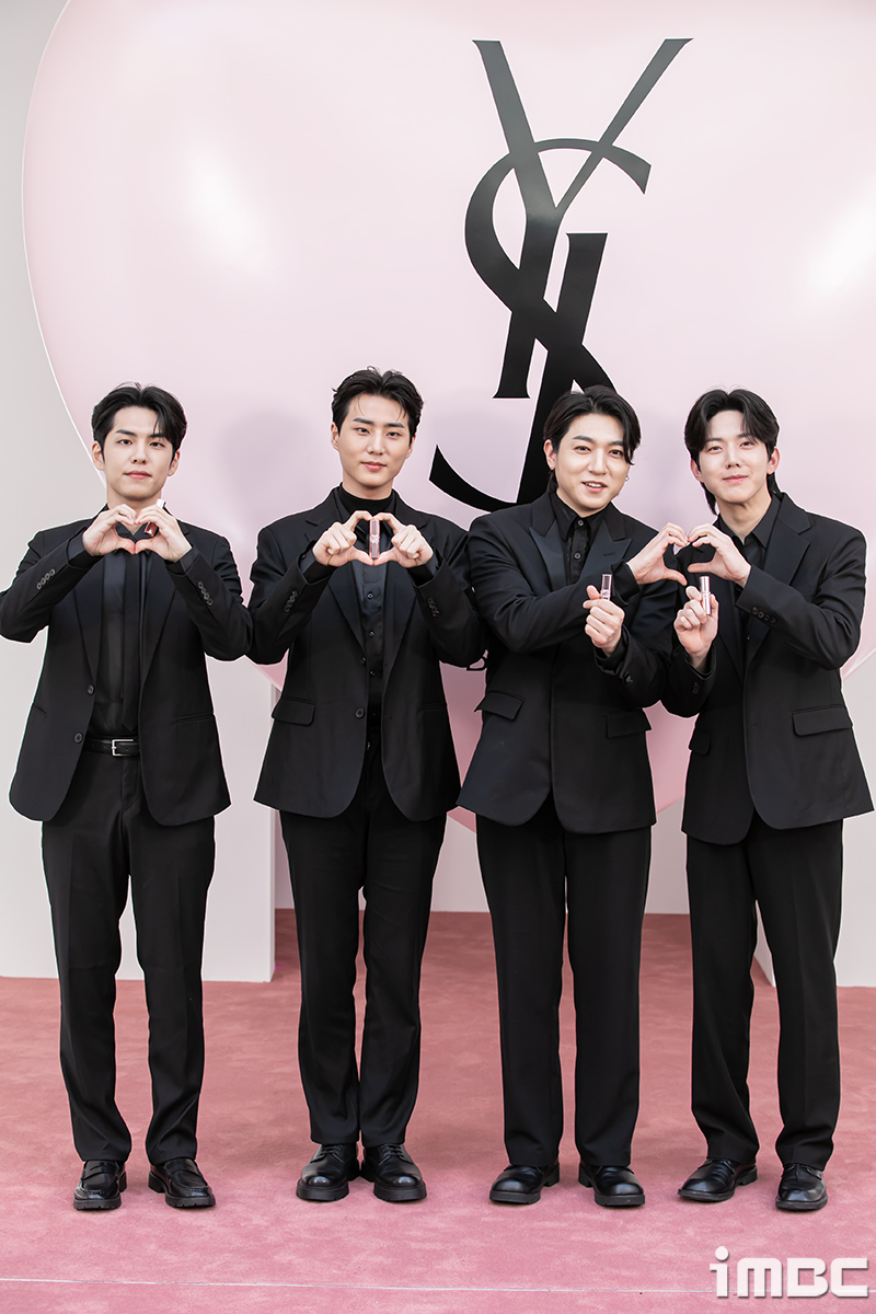 JYP, 데이식스 자카르타 공연 논란에 "책임 통감" 사과